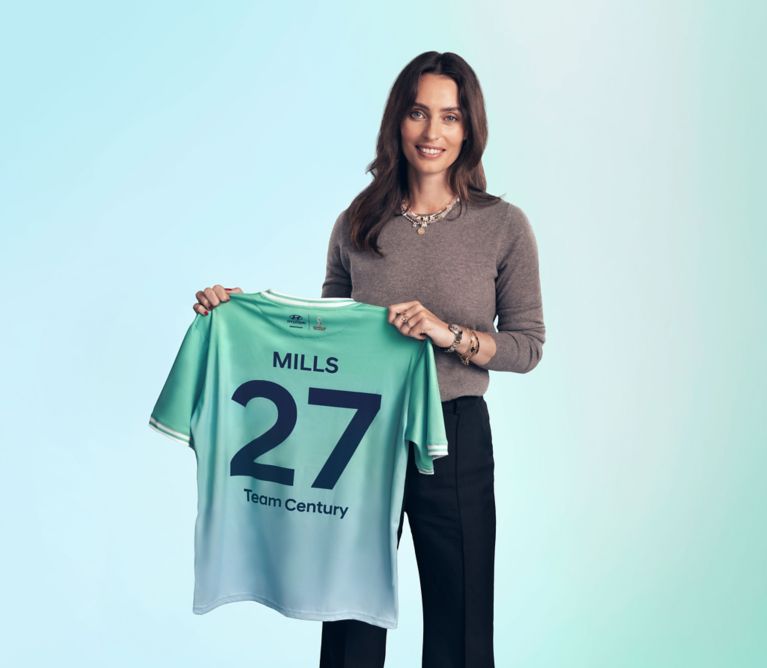 La fundadora de Deliciously, Ella Mills, se une al equipo Century